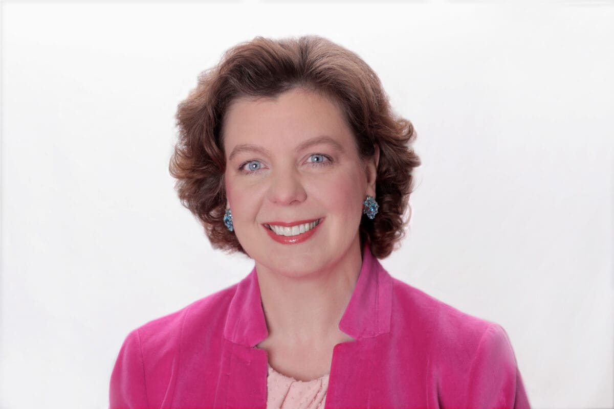 Dr. Bronwyn MacFarlane - Faculty Excellence - UA Little Rock
